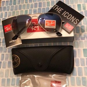 Ray-Ban | Accessories | Blue Gradient Rayban Aviator Sunglasses Size 58 ...